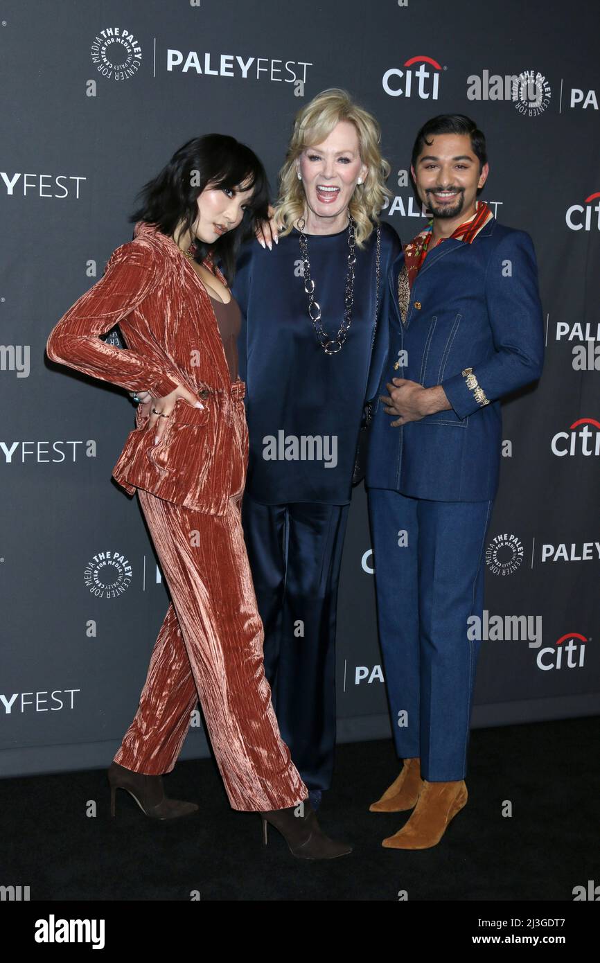 LOS ANGELES - APR 7: Poppy Liu, Jean Smart, Mark Indelicato at the ...