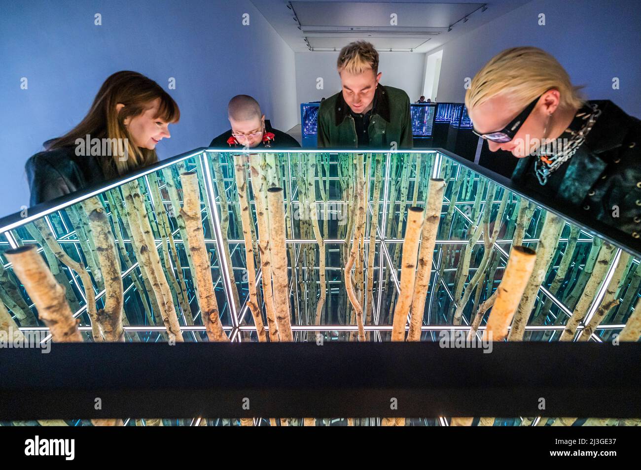 London, UK. 8th Apr, 2022. 50” Birch Cube (Solar Black) - Opera Gallery ...