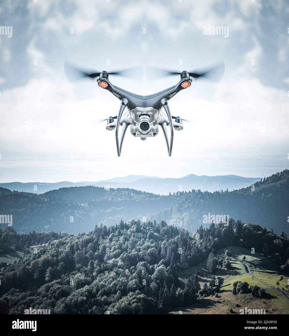 Drones flying city hi-res stock photography and images - Alamy
