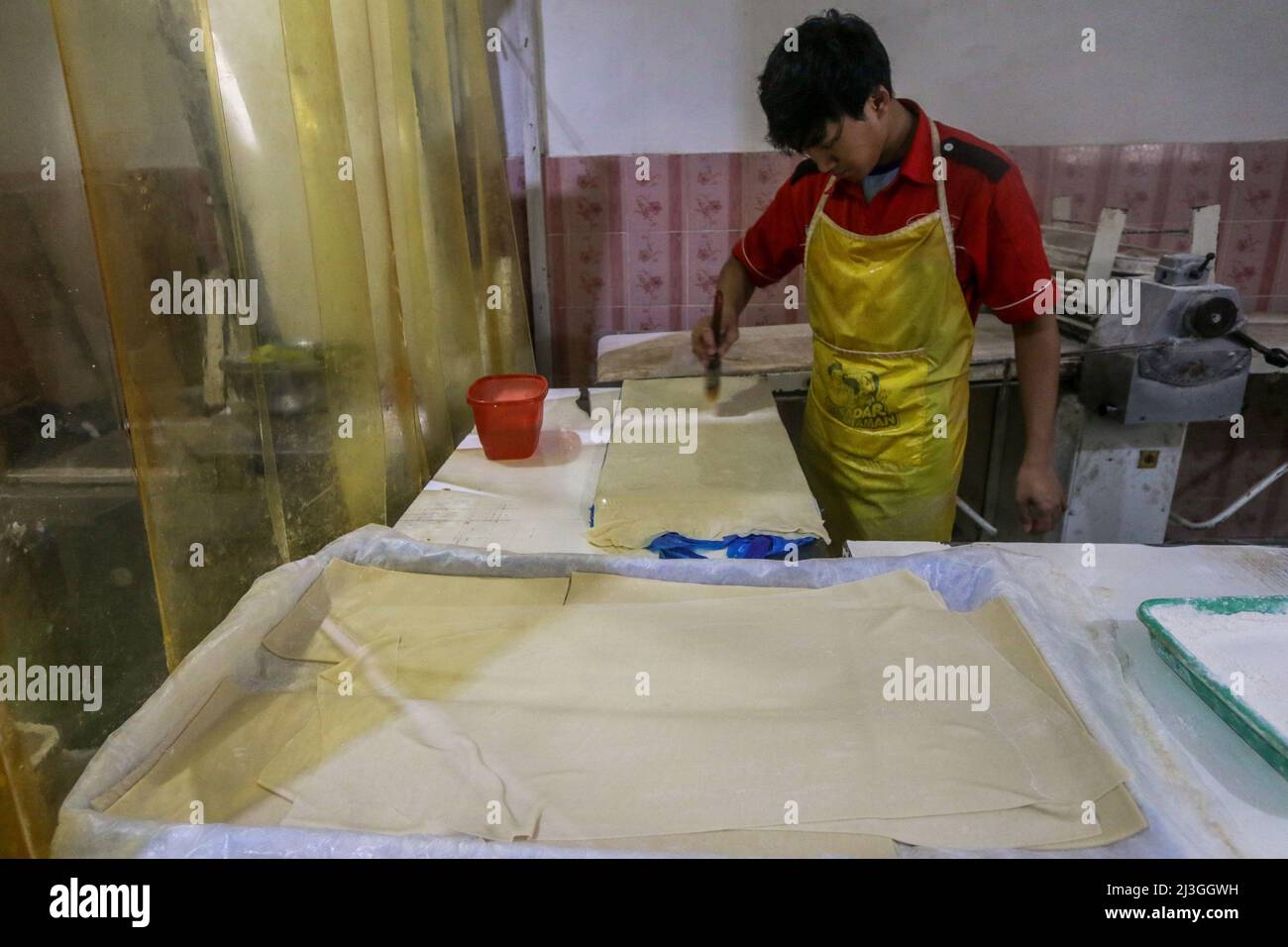 Maryam bread hi-res stock photography and images - Alamy