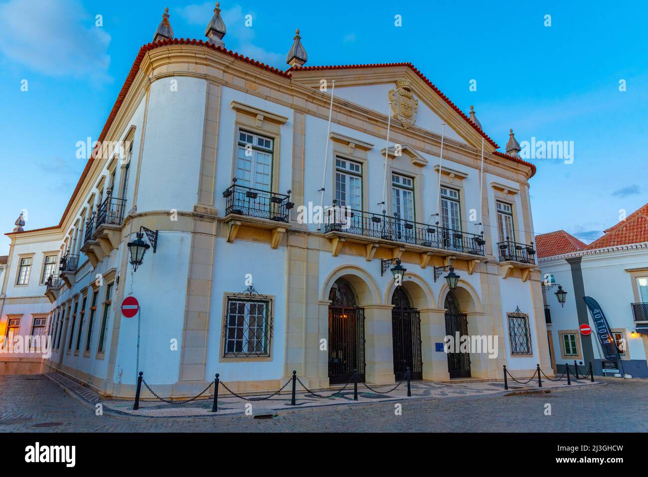 Faro municipal building hi-res stock photography and images - Alamy