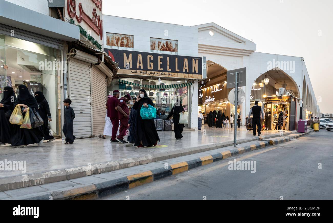 Riyadh, Saudi Arabia, 1st April 2022: old local market in Riyadh, Olaya ...