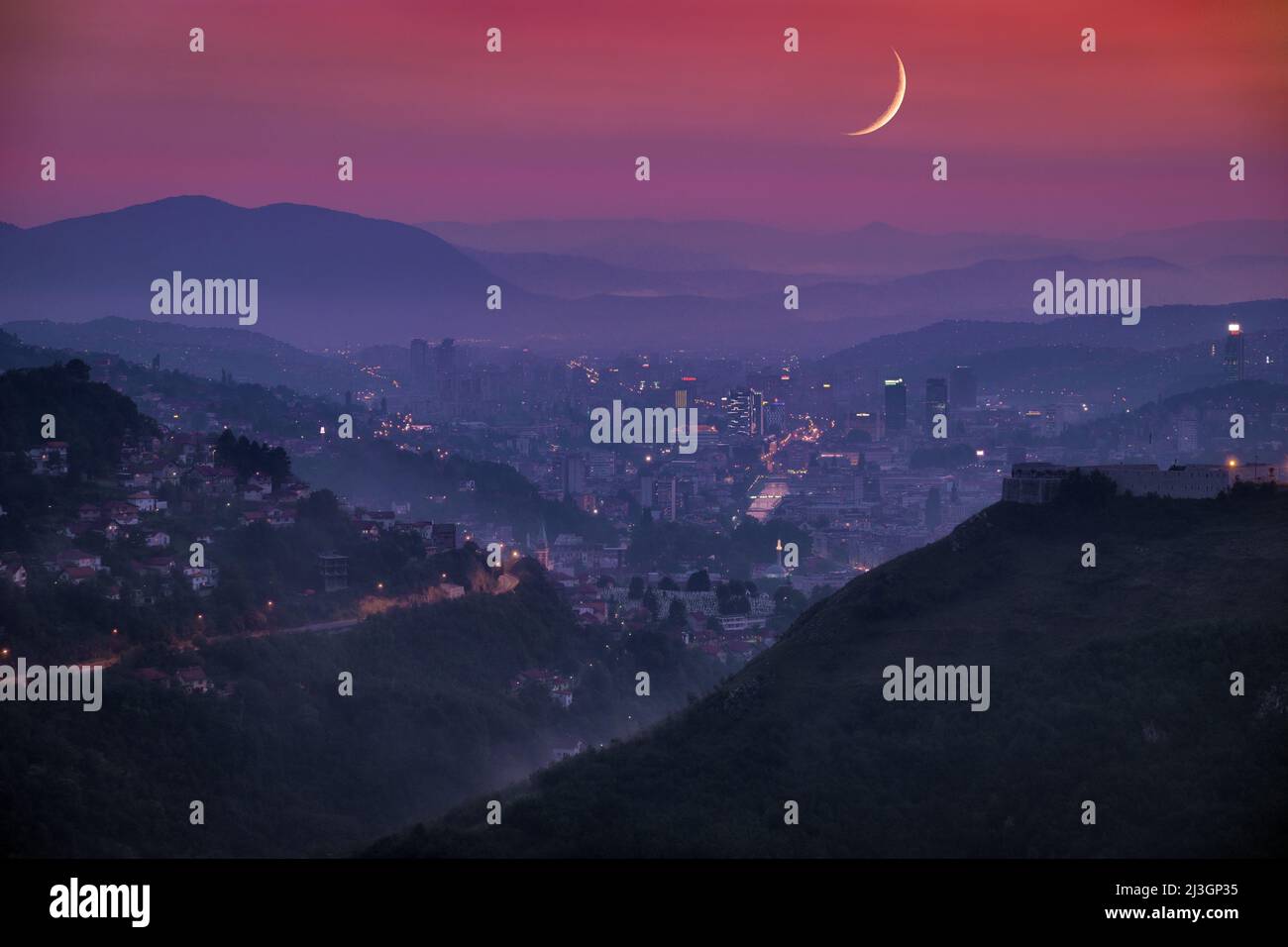 Arabian moon hi-res stock photography and images - Alamy