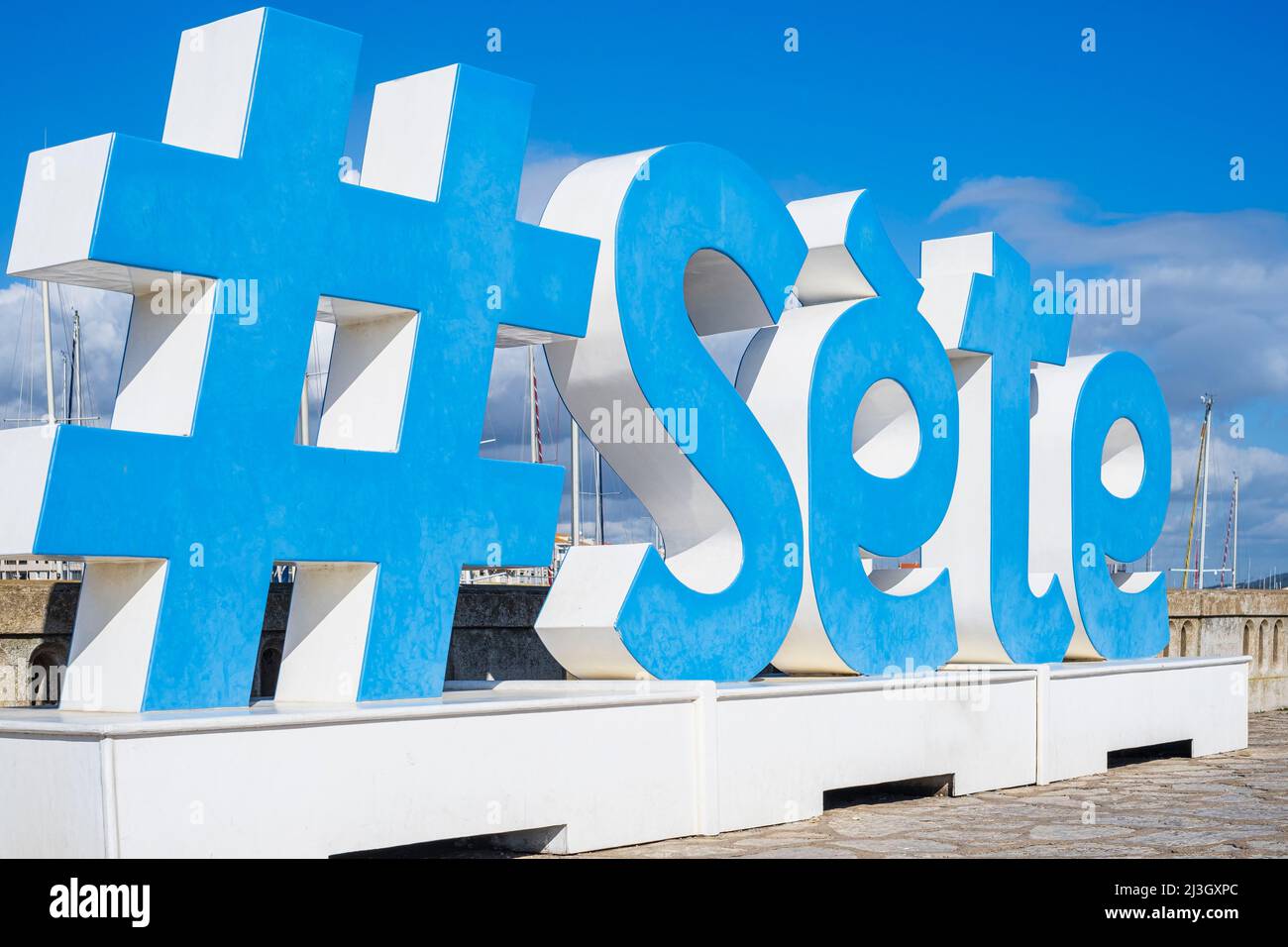 Sete france môle saint louis hi-res stock photography and images - Alamy