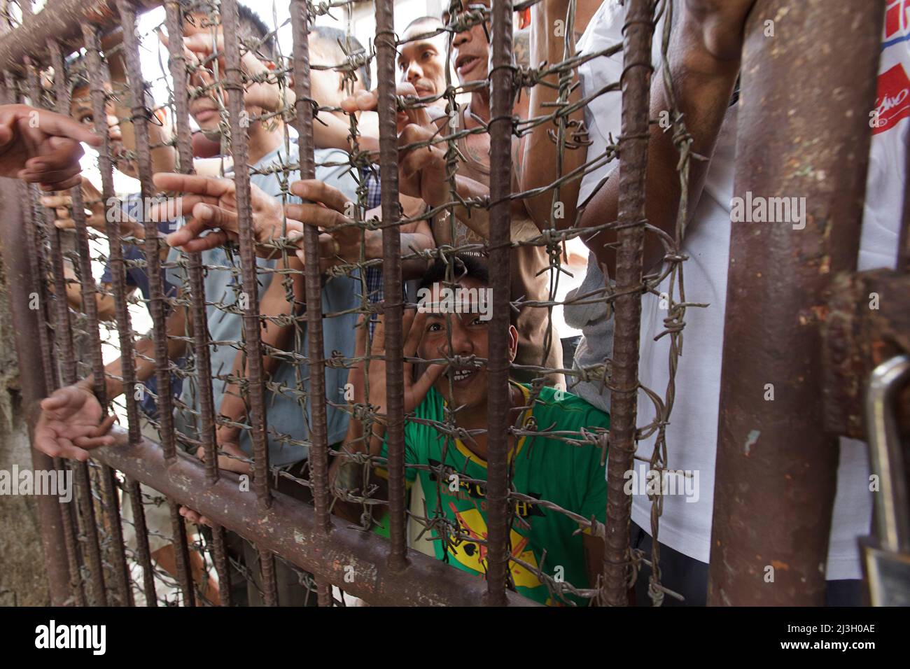 Prison gates hi-res stock photography and images - Alamy