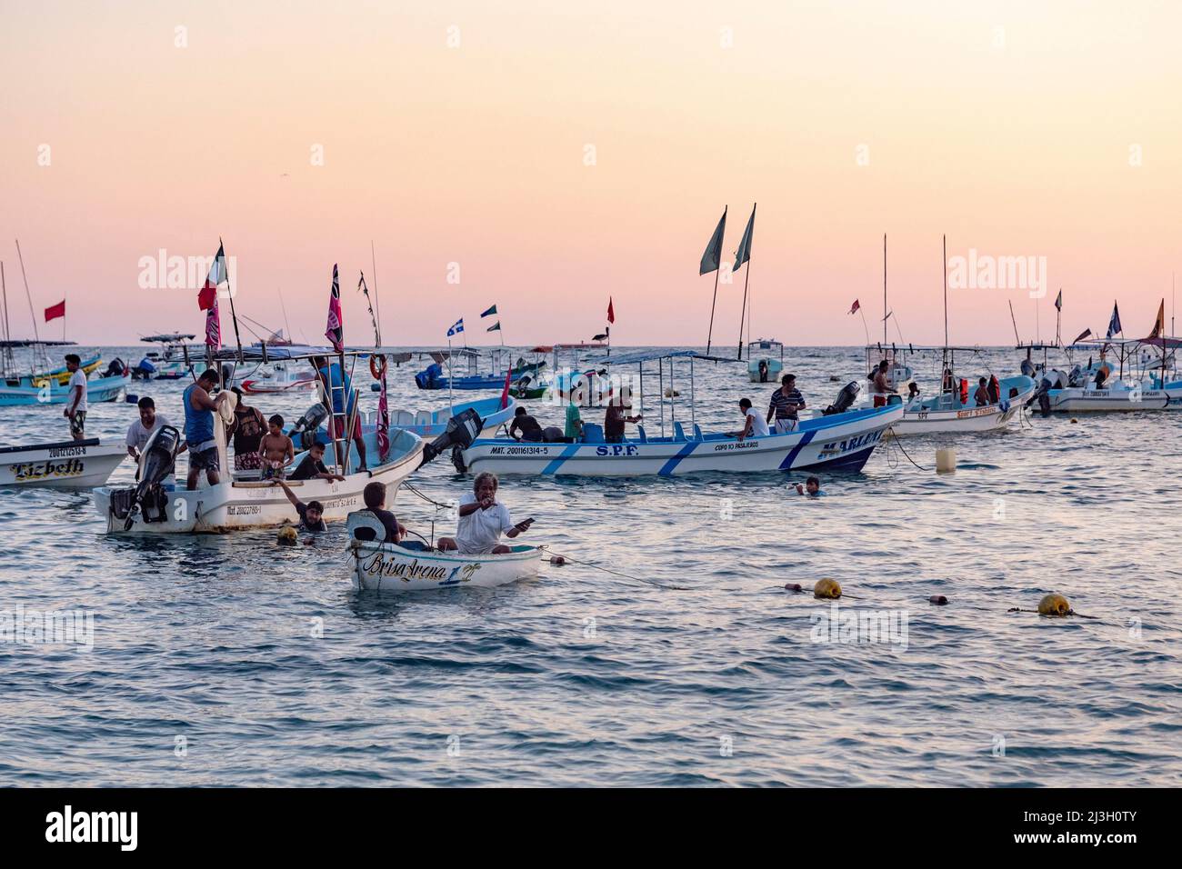 Mexico, State of Oaxaca, Puerto Escondido and its beach, Punta Zicatela ...