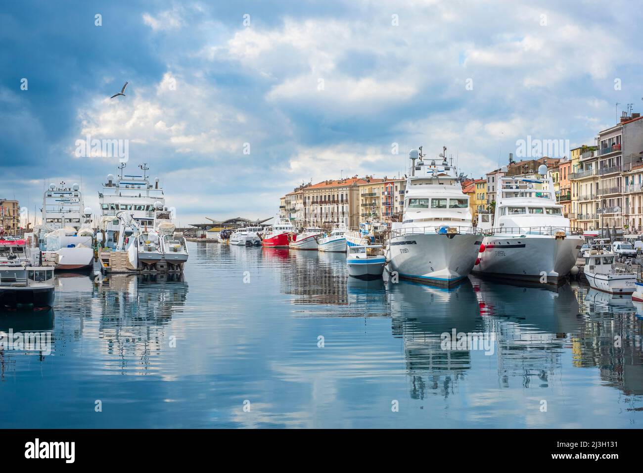 France, Herault, Sete, fishing boats along the Royal canal Stock Photo ...