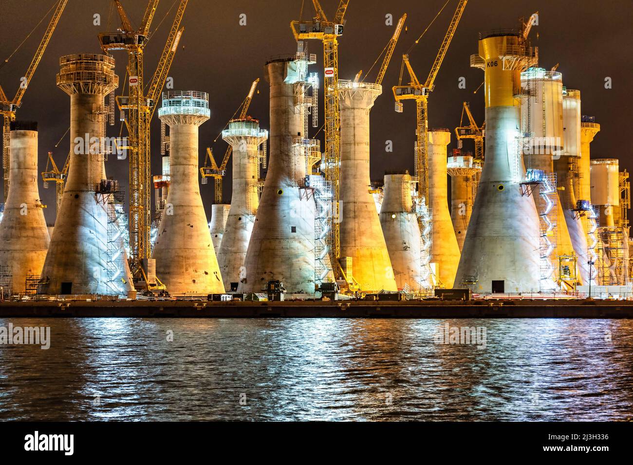 France, Seine Maritime, Le Havre, the harbour, construction of the ...