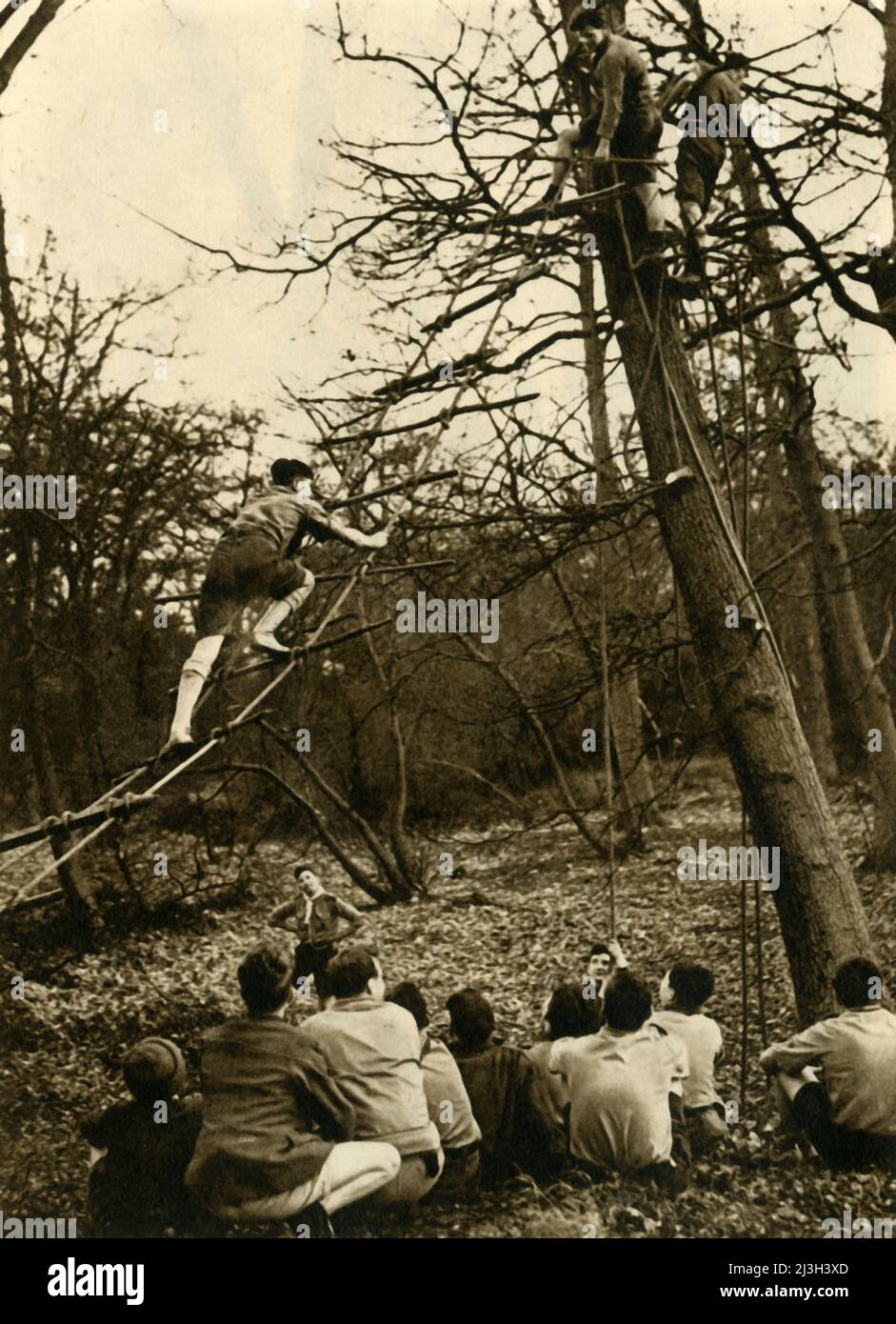 Ww2 child london hi-res stock photography and images - Alamy