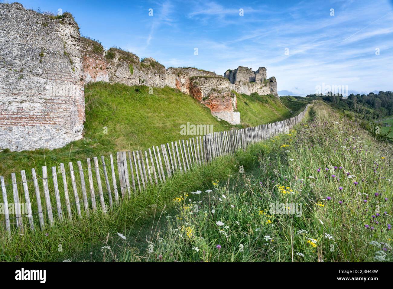 Arques la bataille castle hi-res stock photography and images - Alamy