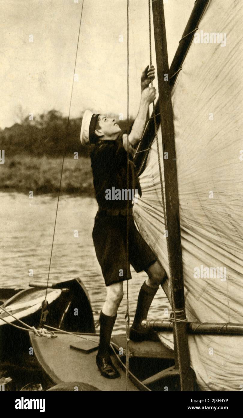 Ww2 child london hi-res stock photography and images - Alamy