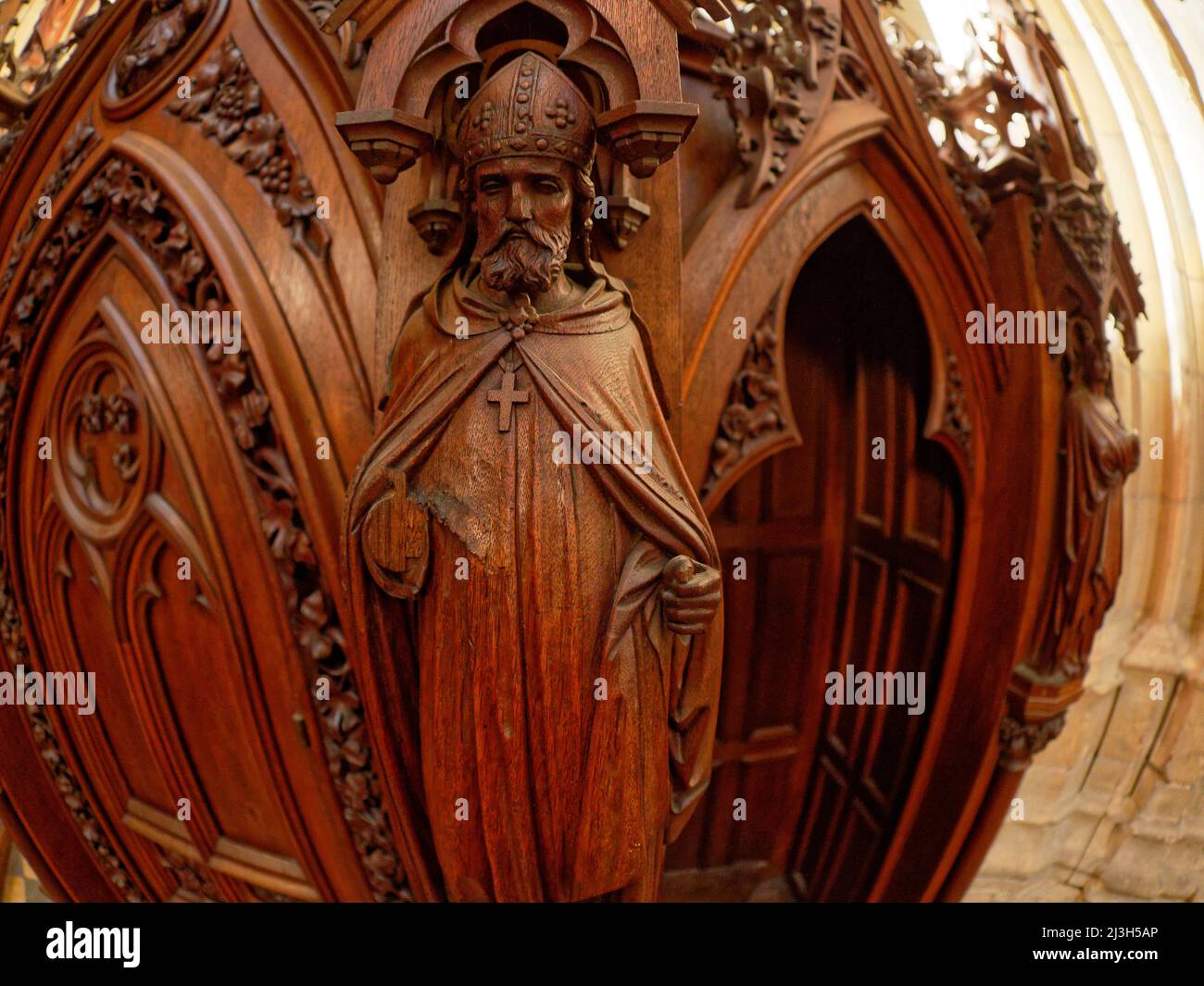 Cathedrale catholique romaine hi-res stock photography and images - Alamy