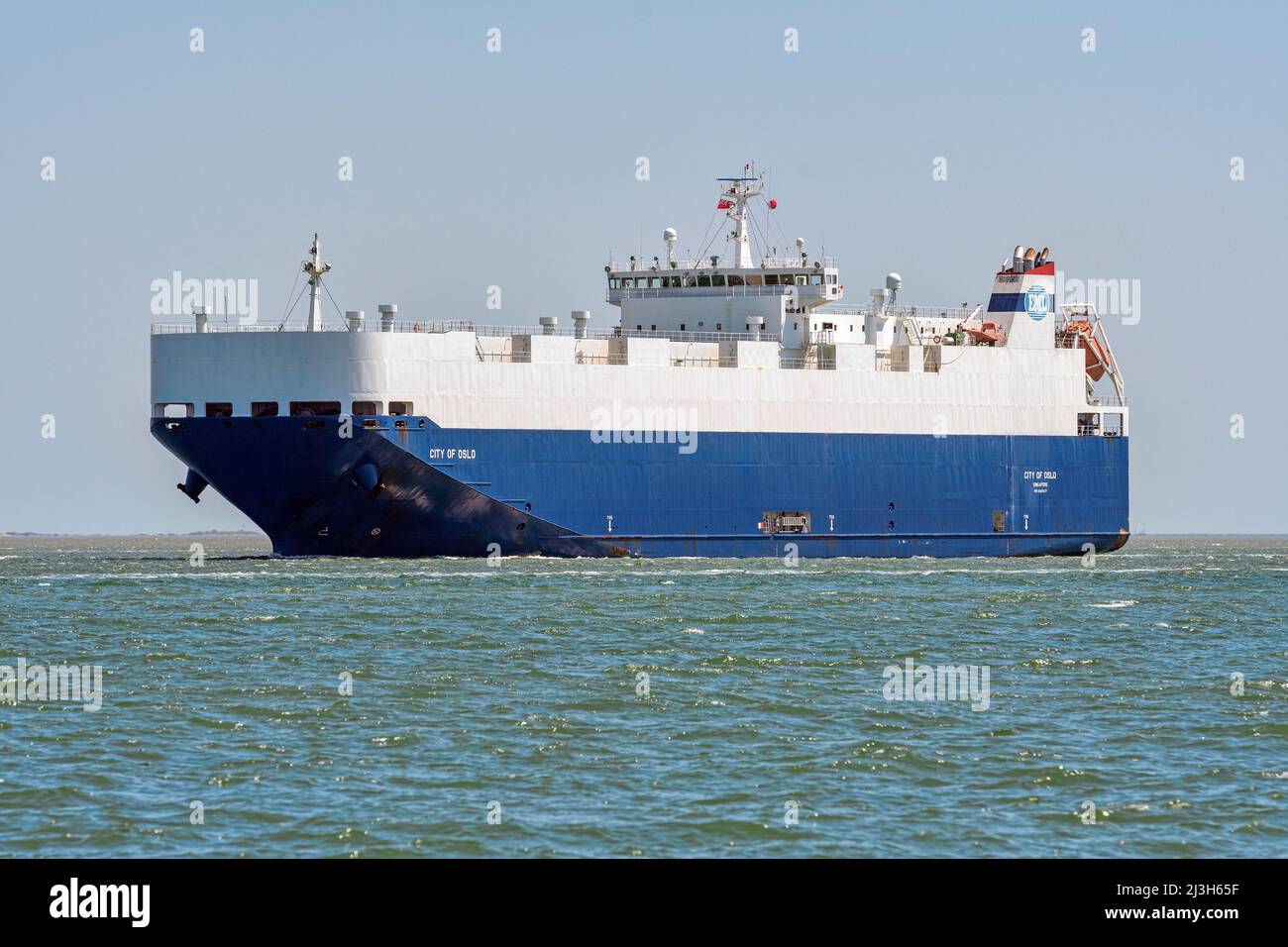 City of Oslo is a vehicle carrier operated by Euro Marine Carrier (EMC ...