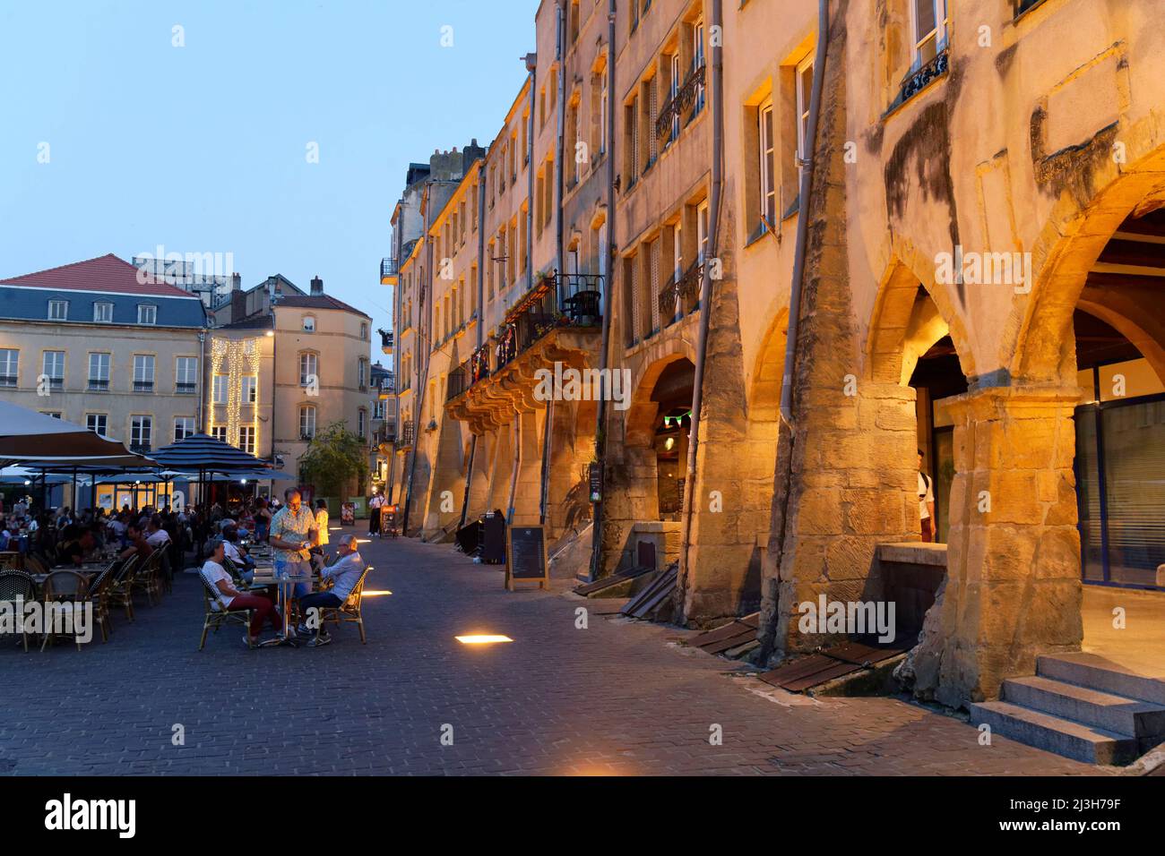 France, Moselle, Metz, Place Saint Louis, Medieval houses with arcades ...