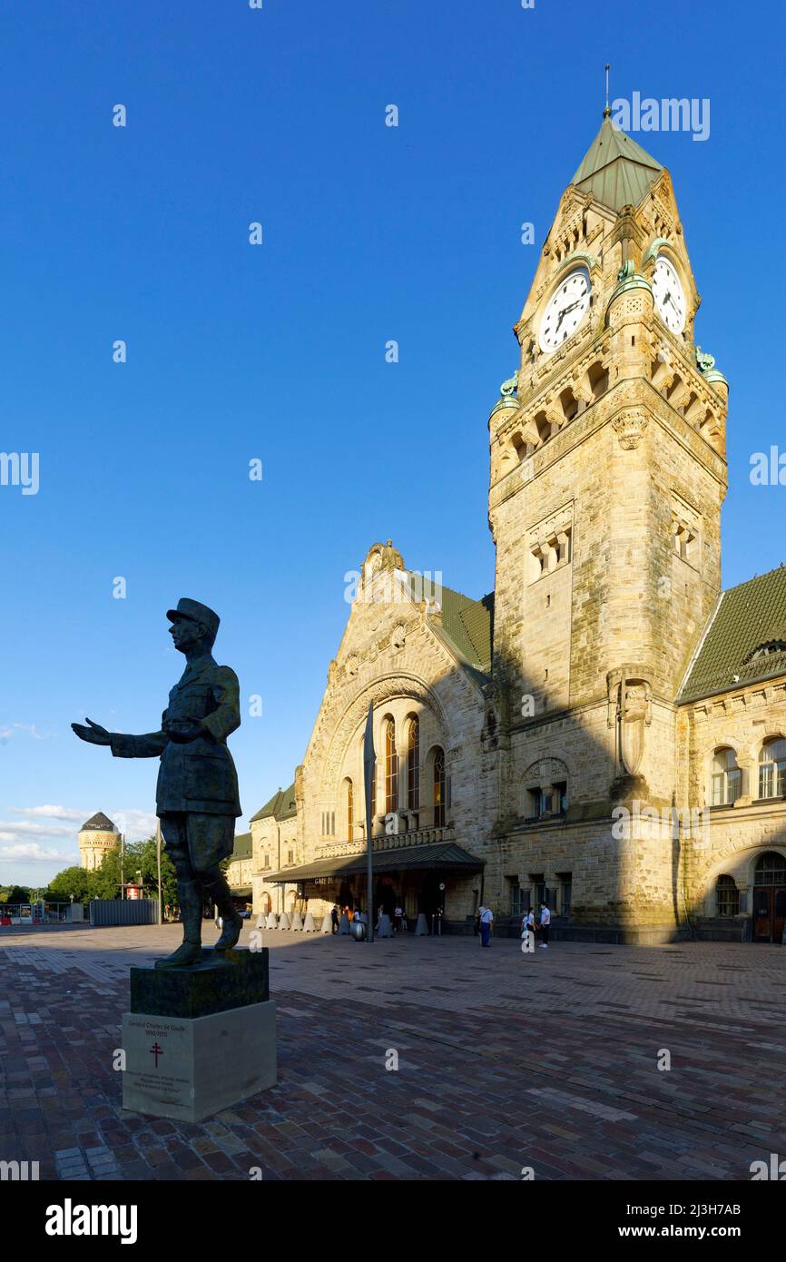 France, Moselle, Metz, railway station, built between 1905 and 1908 by ...