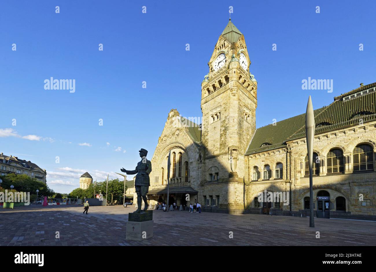 France, Moselle, Metz, railway station, built between 1905 and 1908 by ...