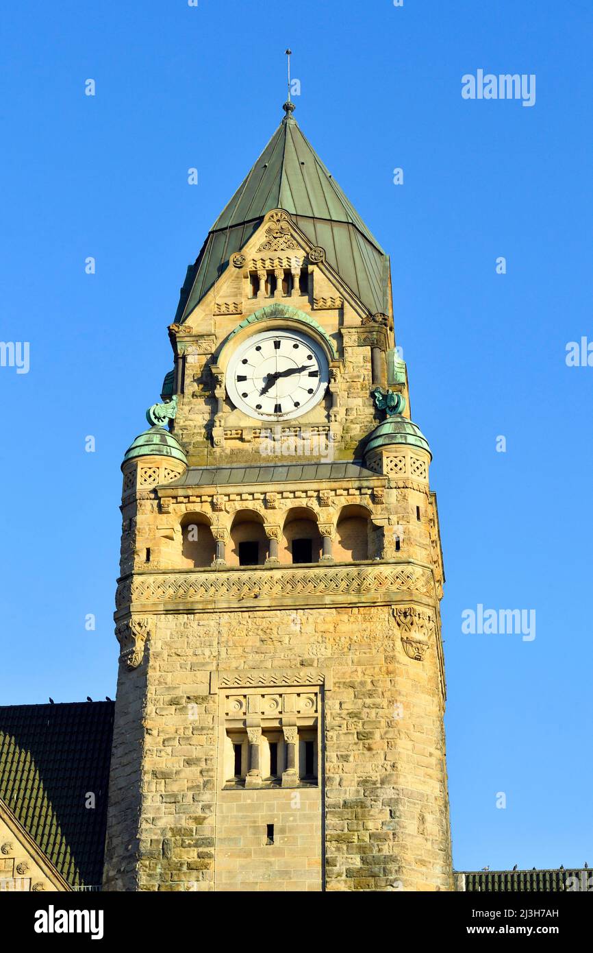 France, Moselle, Metz, railway station, built between 1905 and 1908 by ...