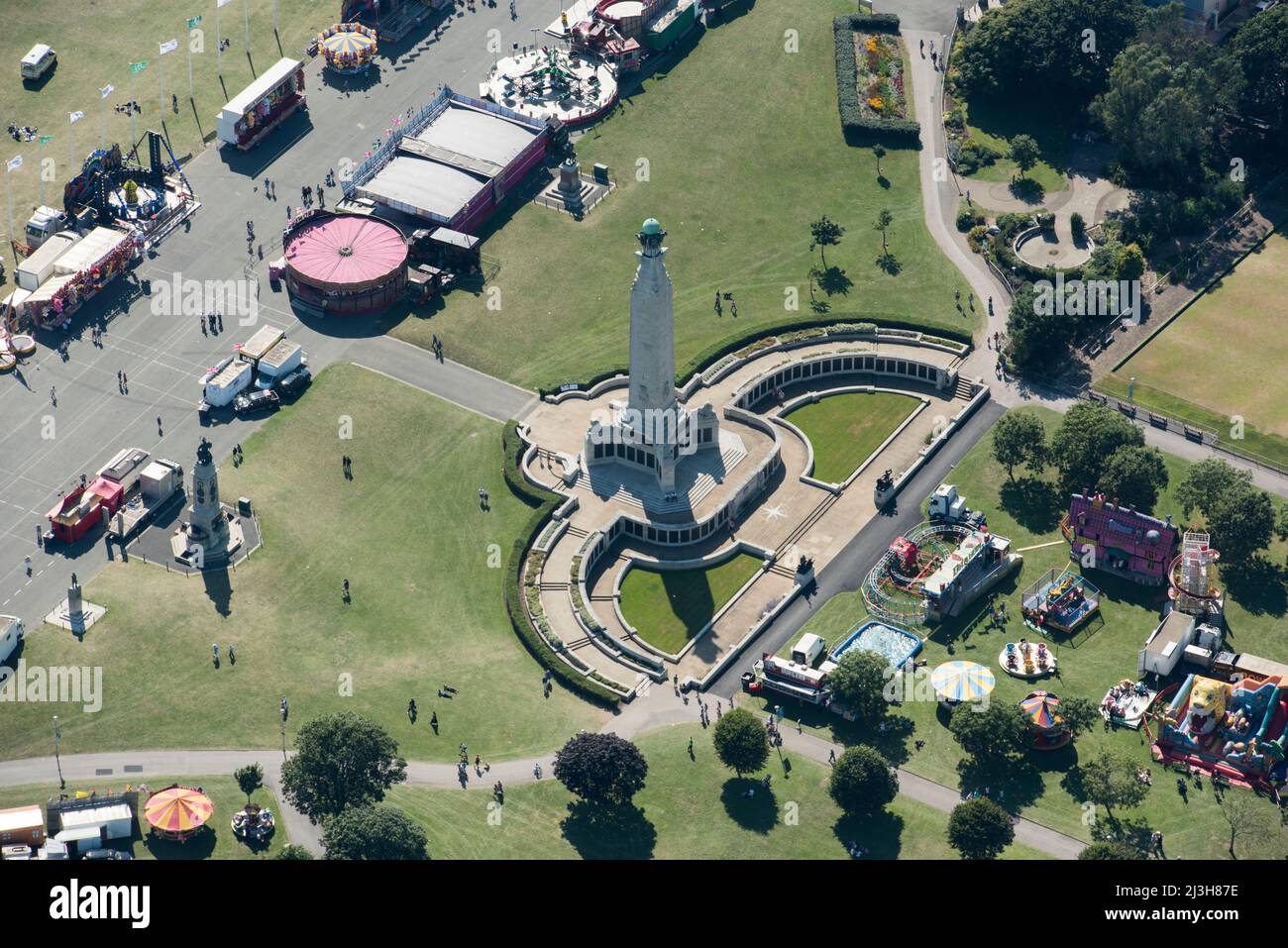Plymouth Naval War Memorial, a First World War memorial unveiled in ...