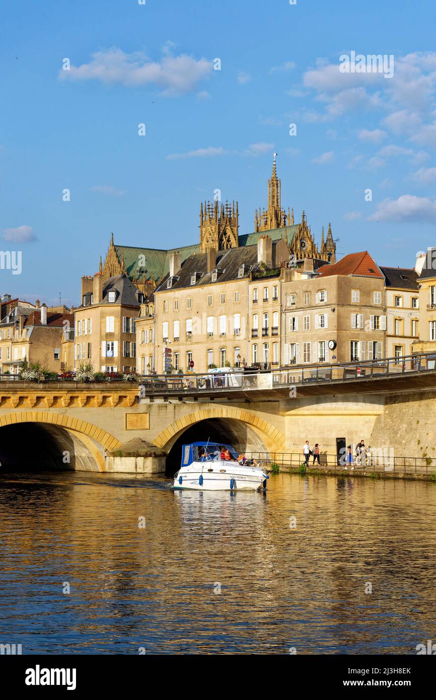 France, Moselle, Metz, the Moselle river banks, the Moyen bridge and ...