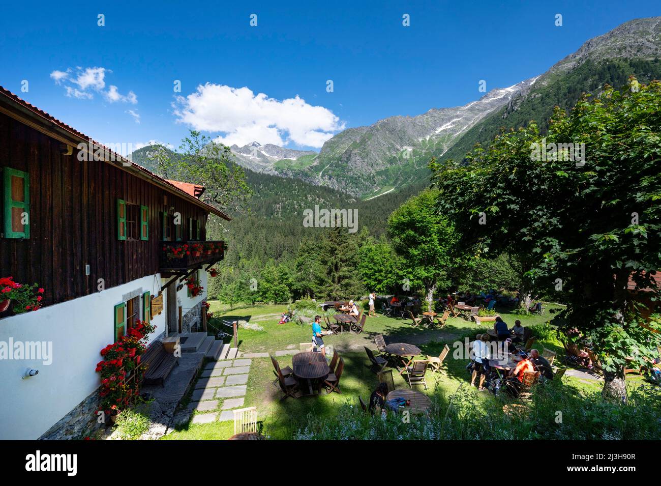 France, Haute Savoie, Mont Blanc massif, Contamines Montjoie ...