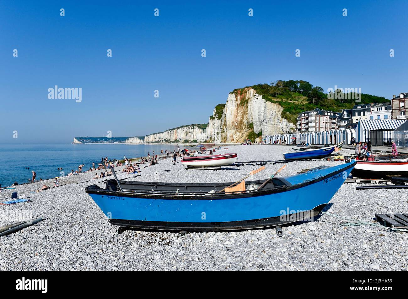 France, Seine-Maritime, on the GR21 of the Alabaster Coast, the seaside ...