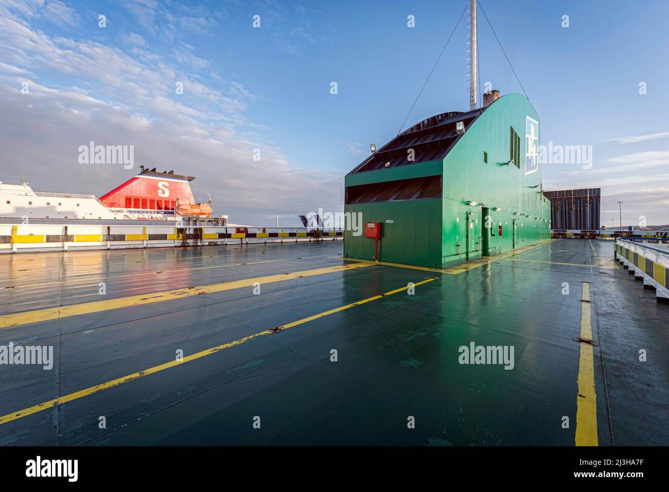 Onboard views of the chartered ROPAX Epsilon. The Vistentini built ...