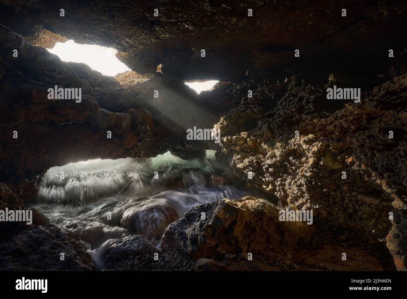 Cara de agua hi-res stock photography and images - Alamy