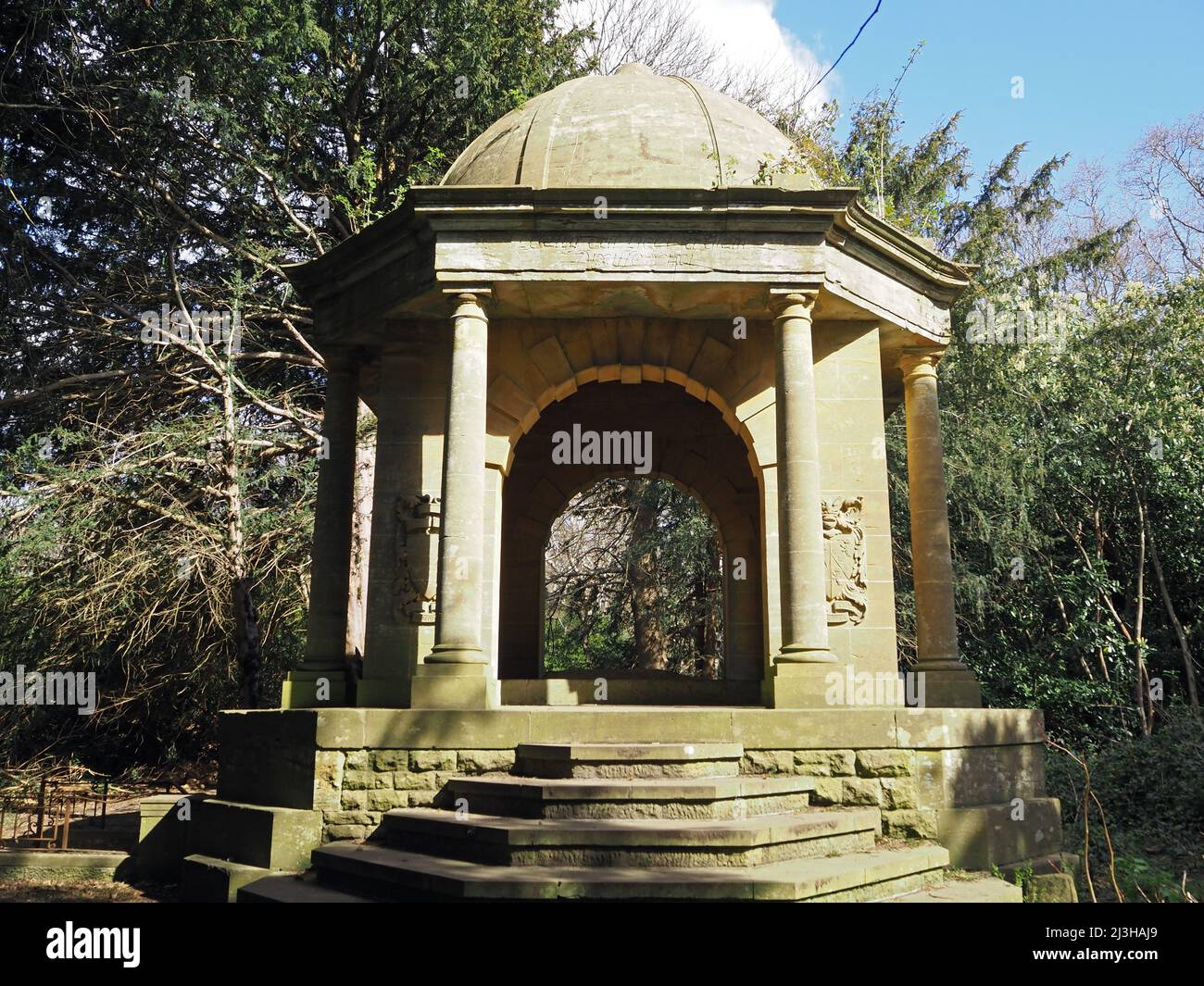 Sir Henry Samuelson Mausoleum 'Temple of sleep' Wisley and Ockham ...