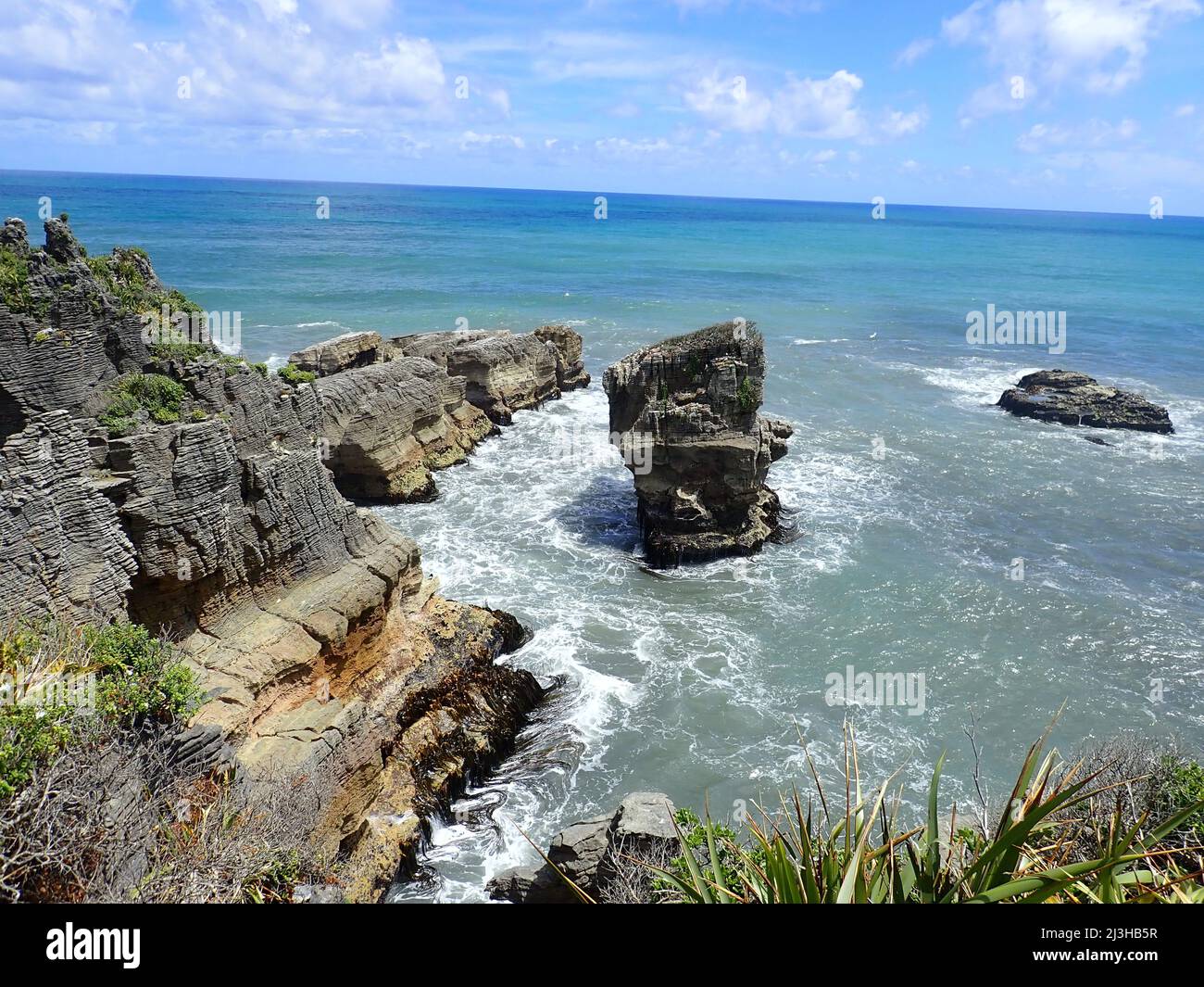 South stack rocks hi-res stock photography and images - Alamy