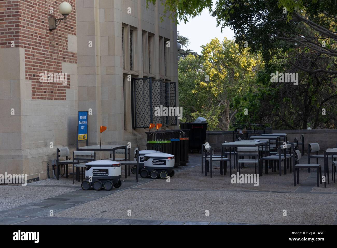 University students food delivery hi-res stock photography and images ...