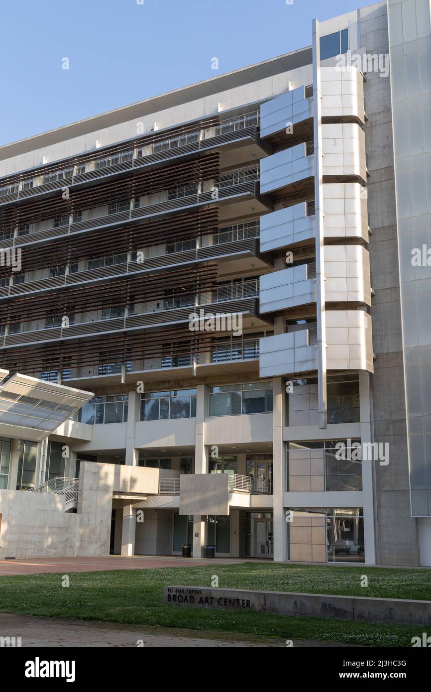 Ucla building hi-res stock photography and images - Alamy