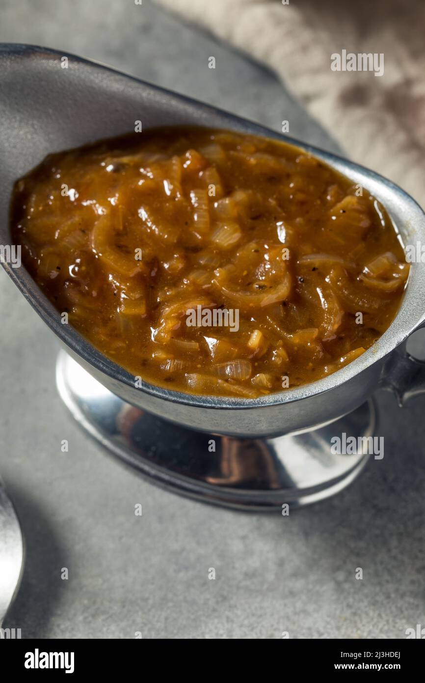 Chicken gravy boat hi-res stock photography and images - Alamy