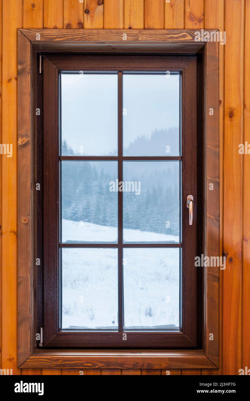 Outside window scenery hi-res stock photography and images - Alamy