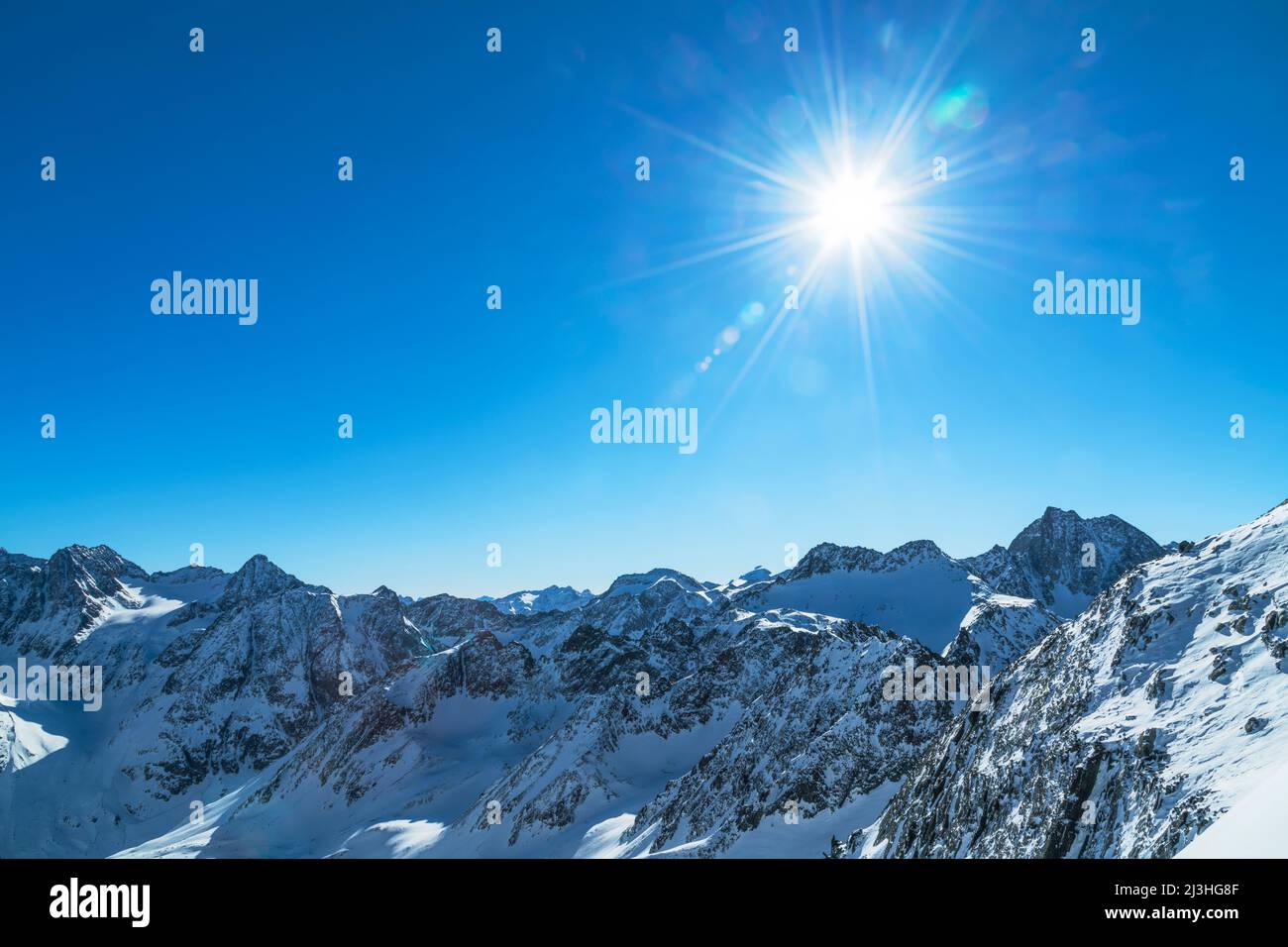 Glowing sunny landscape austria hi-res stock photography and images - Alamy