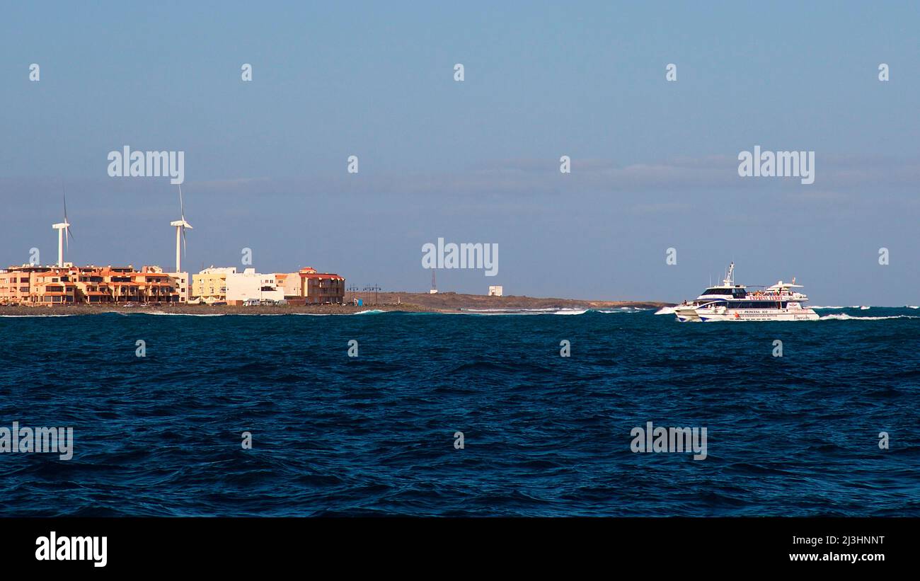 Spain, Canary Islands, Fuerteventura, sailing trip, island Los Lobos ...