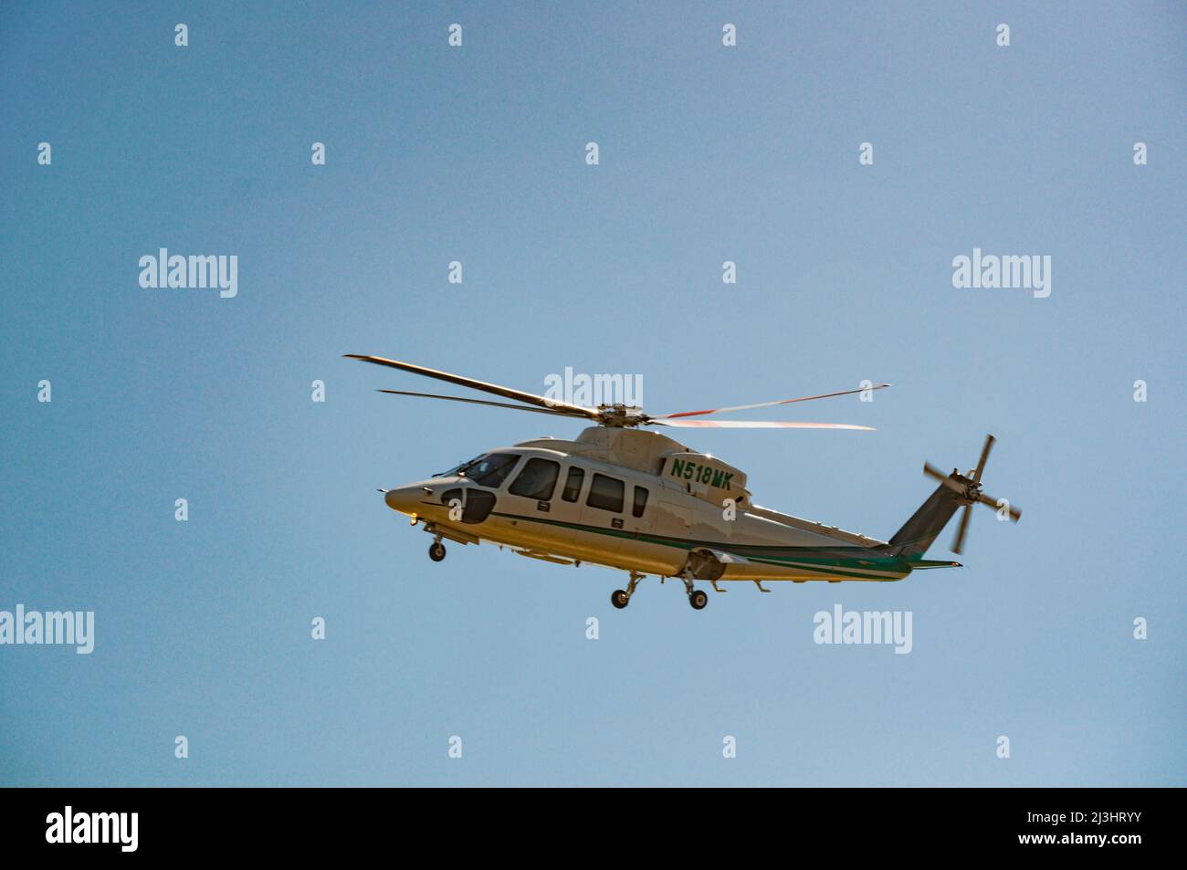 New york city helicopter hi-res stock photography and images - Alamy