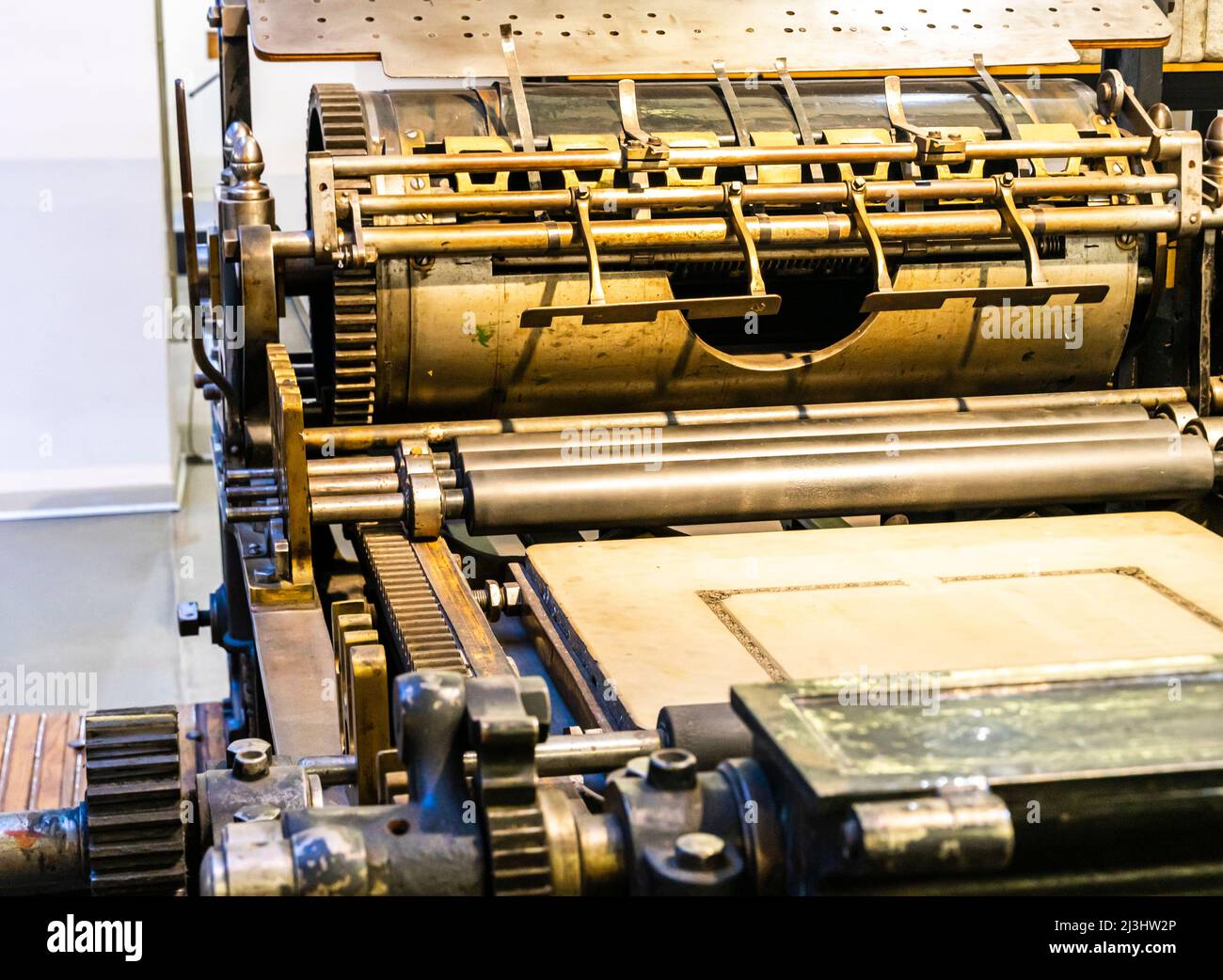 Printing press antique hi-res stock photography and images - Alamy