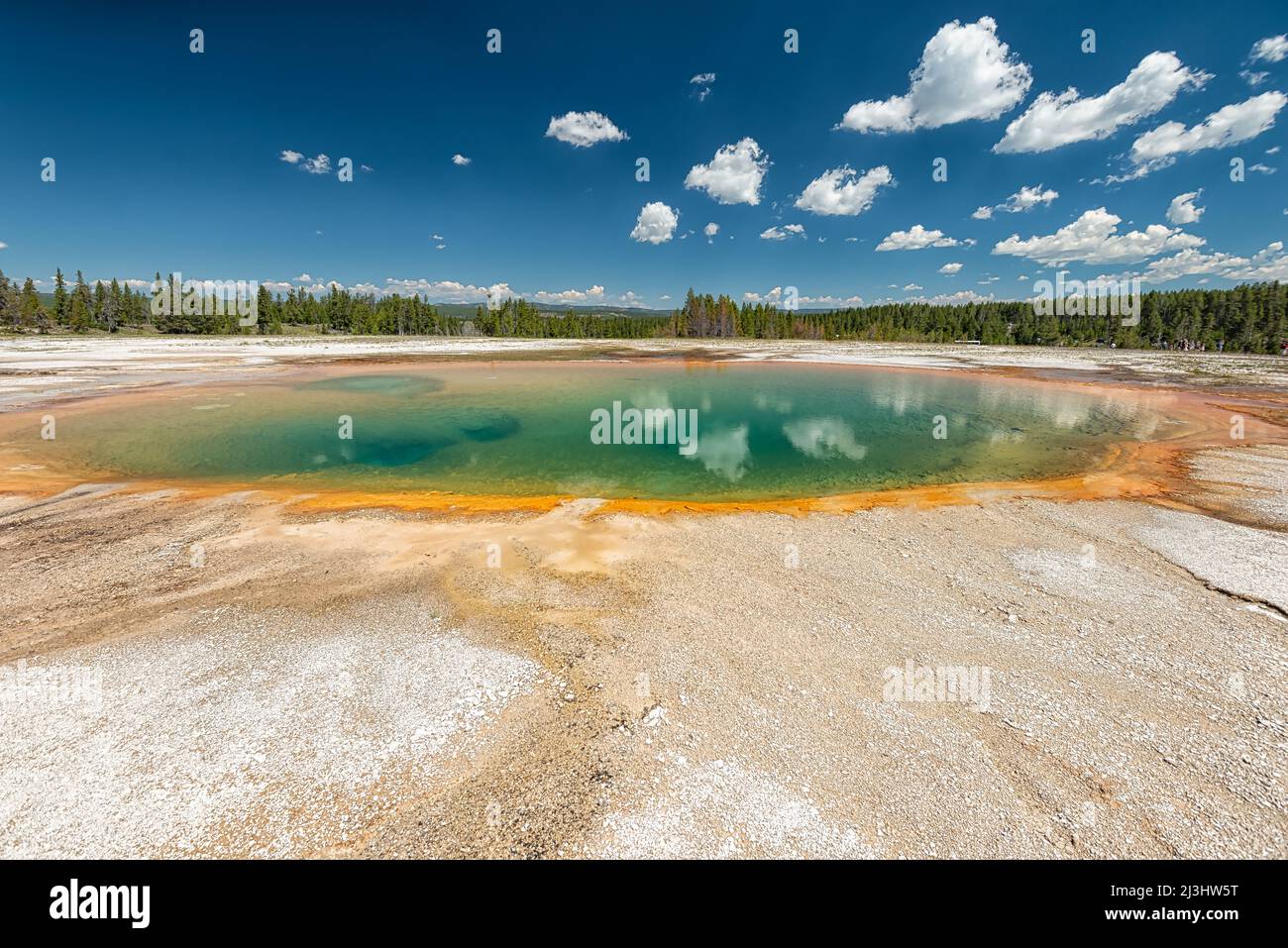Midway lake hi-res stock photography and images - Alamy