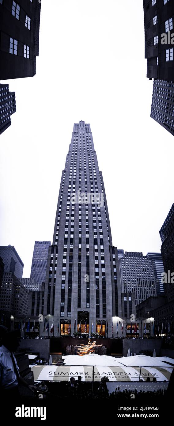DIAMOND DISTRICT, New York City, NY, USA, Rockefeller Center from below ...