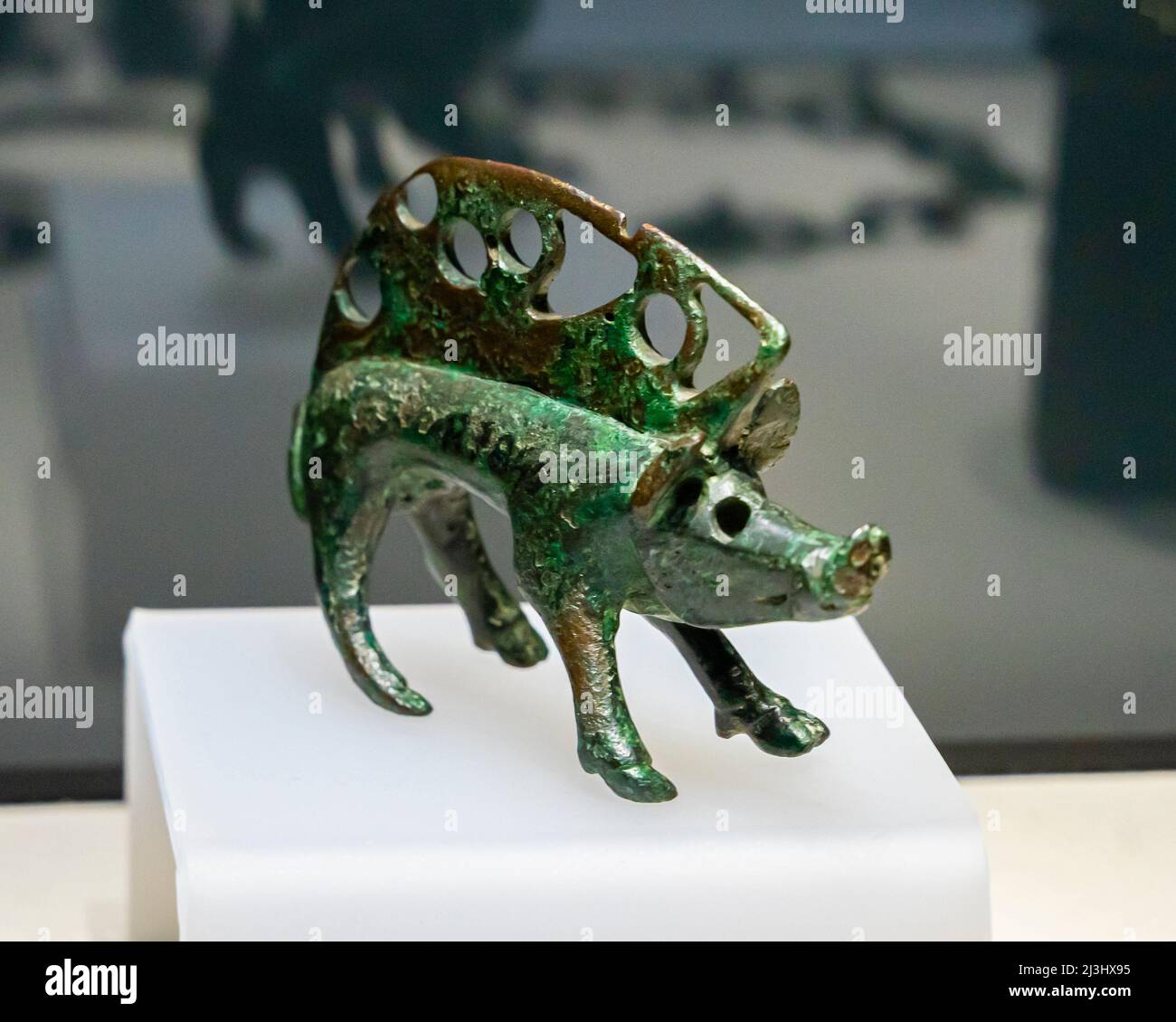 Bronze figurine of a wild boar hi-res stock photography and images - Alamy