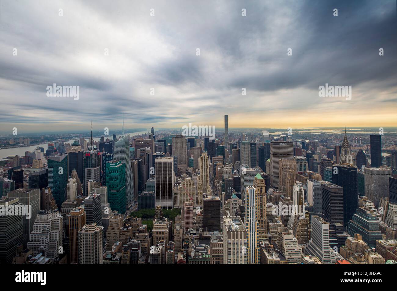 Street bird view hi-res stock photography and images - Alamy