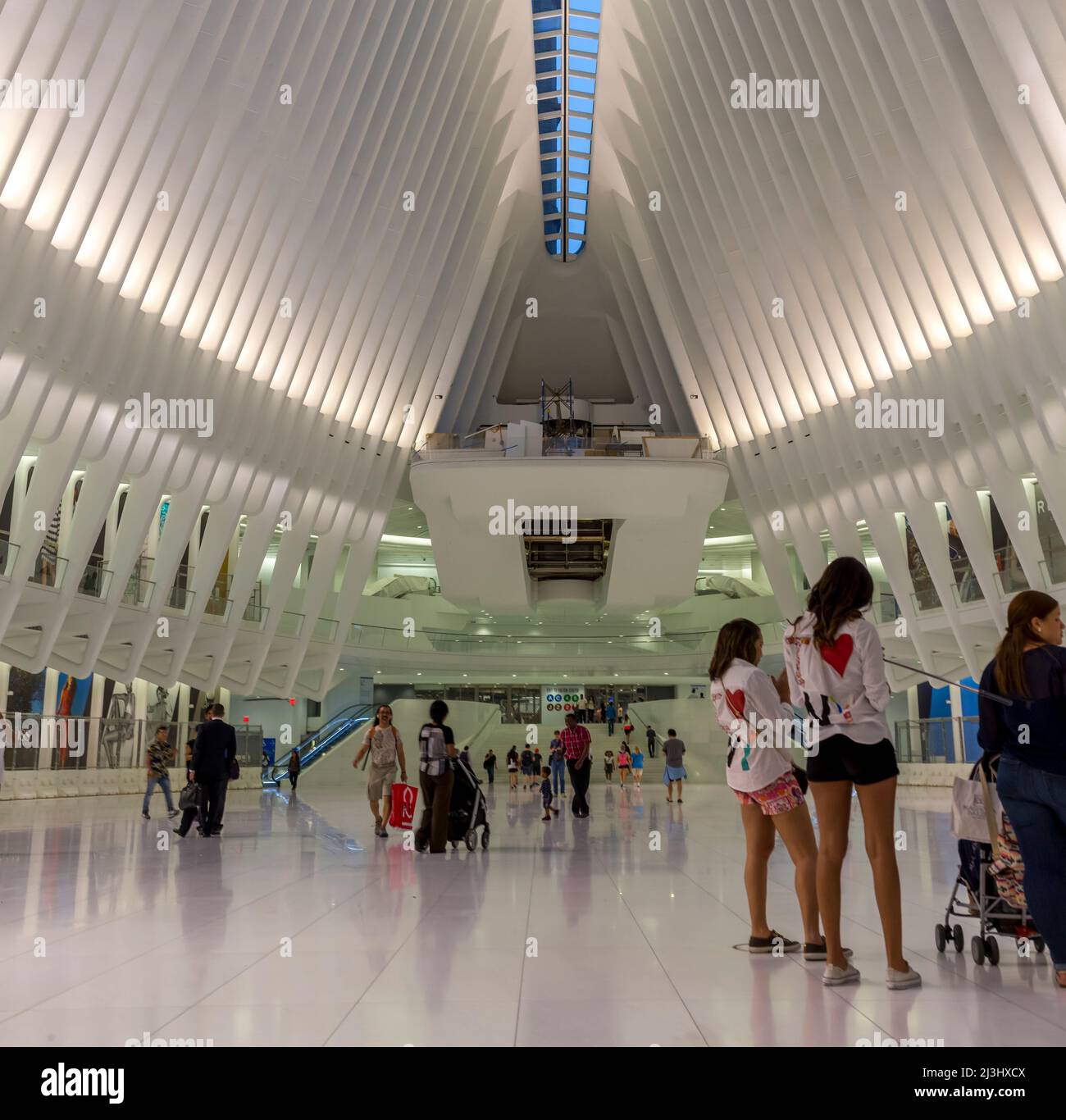 World trade center lobby new york hi-res stock photography and images ...