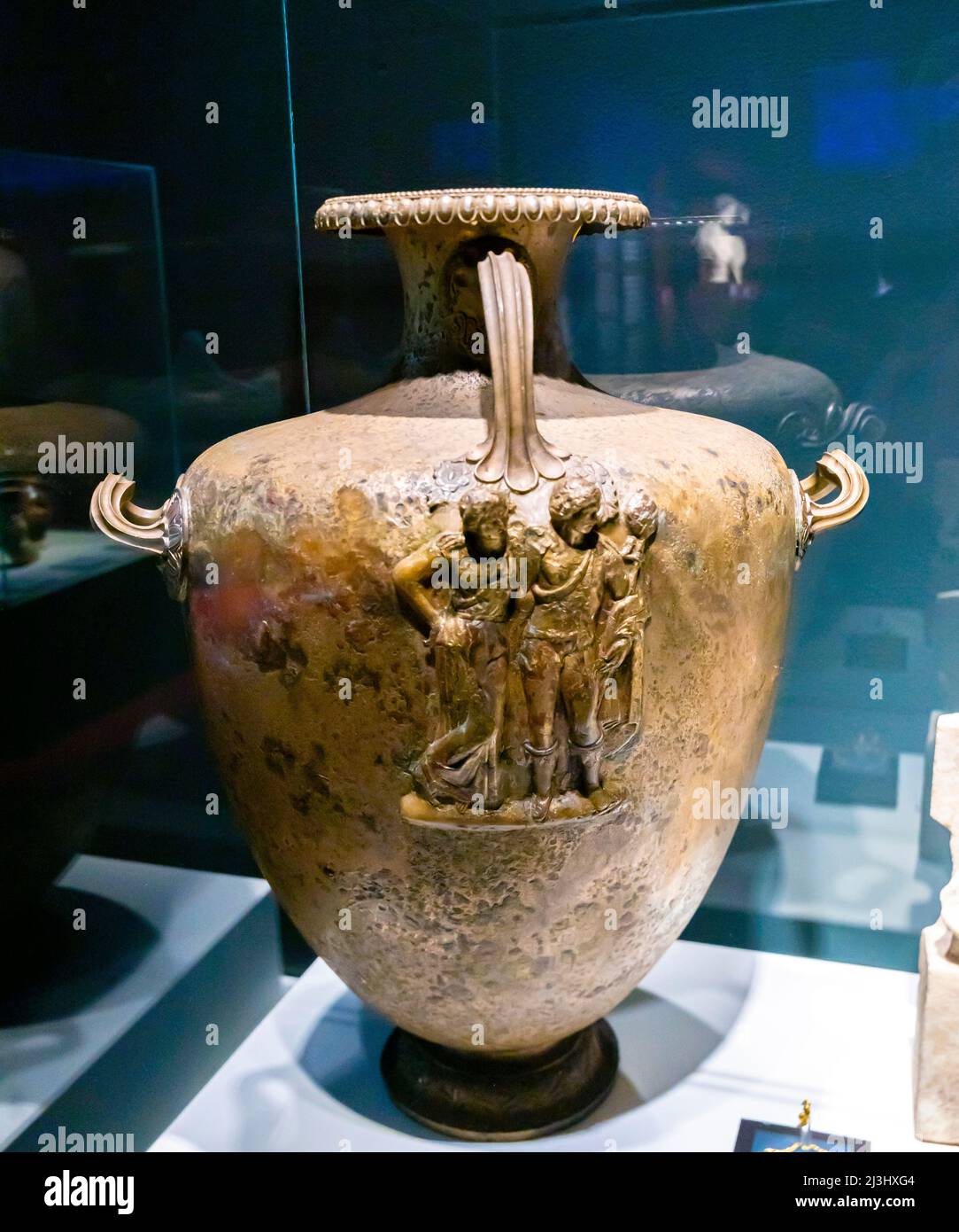 Kalpis ancient greece pottery hi-res stock photography and images - Alamy