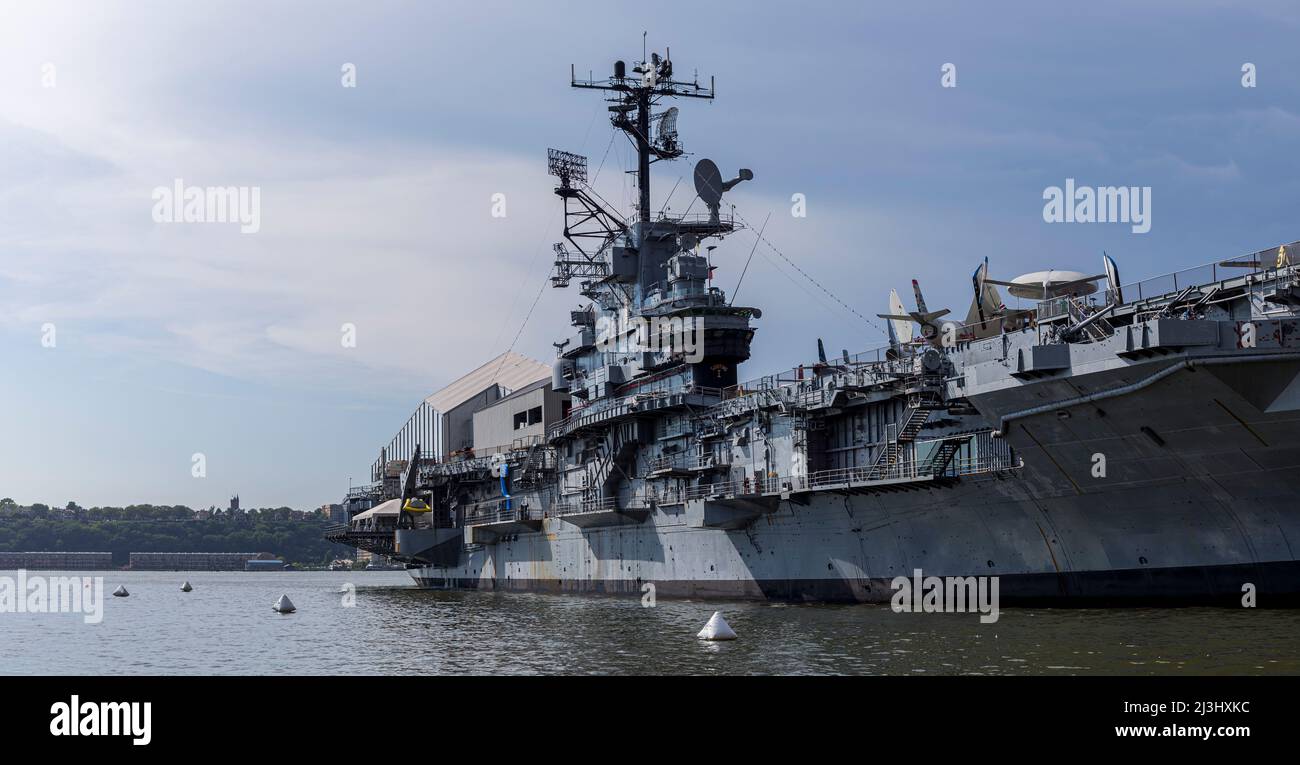 12 AV/W 46 ST, New York City, NY, USA, The Intrepid Sea, Air & Space ...