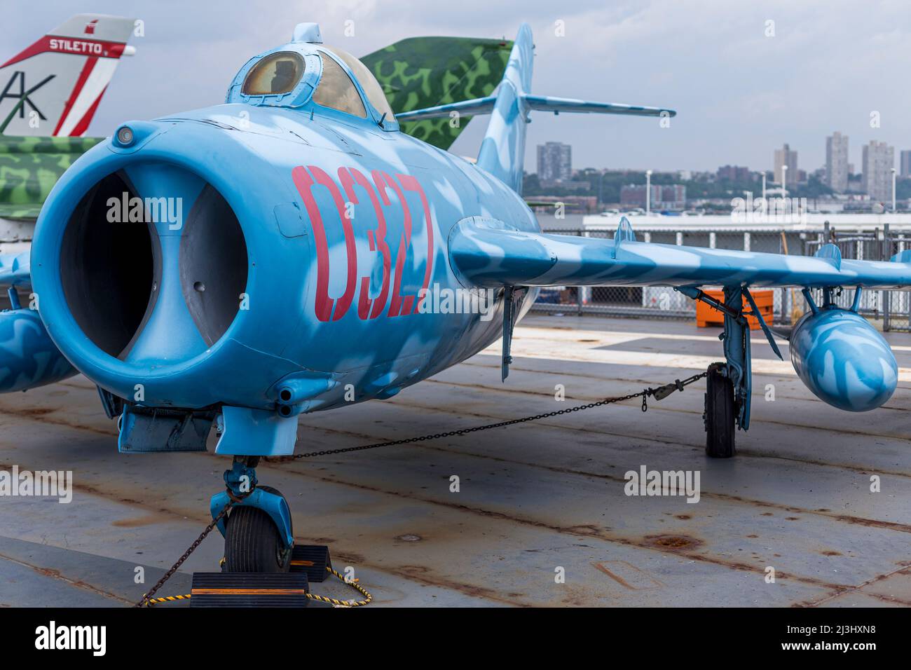 12 AV/W 46 ST, New York City, NY, USA, Mikoyan-Gurevich / PZL-Mielec ...