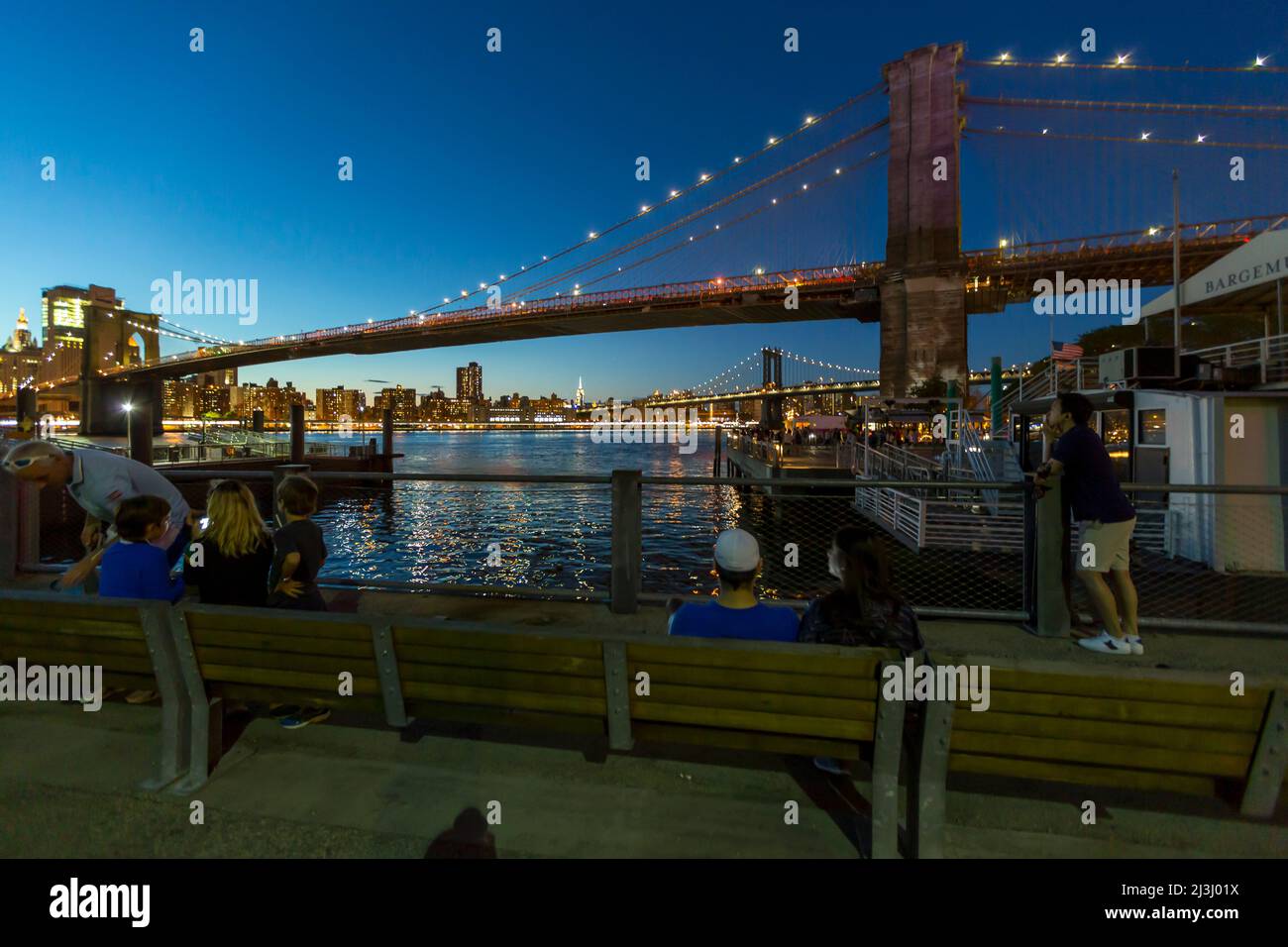 Die new york rail hi-res stock photography and images - Alamy