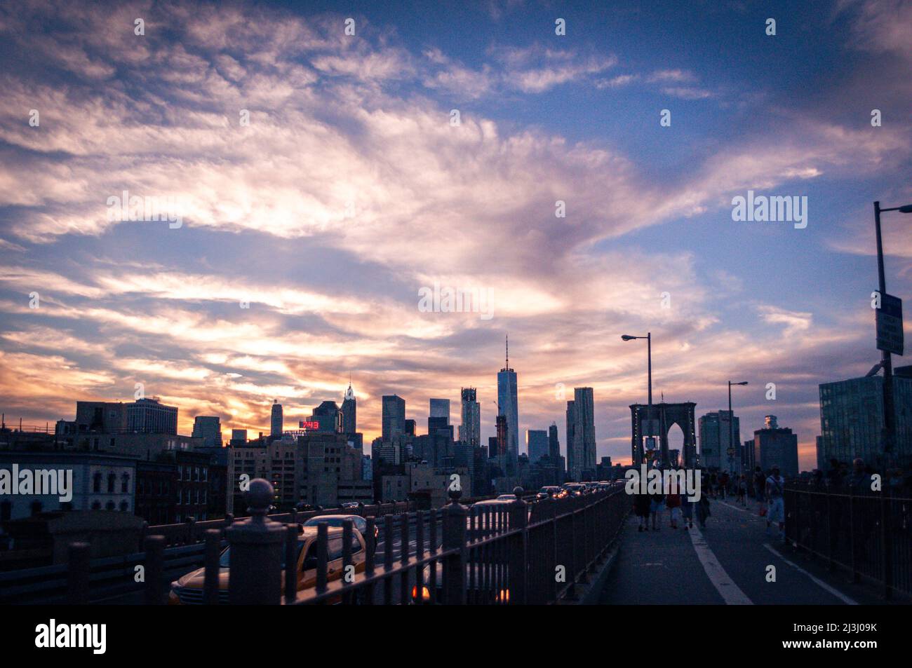 Brooklyn bridge anchorage hi-res stock photography and images - Alamy