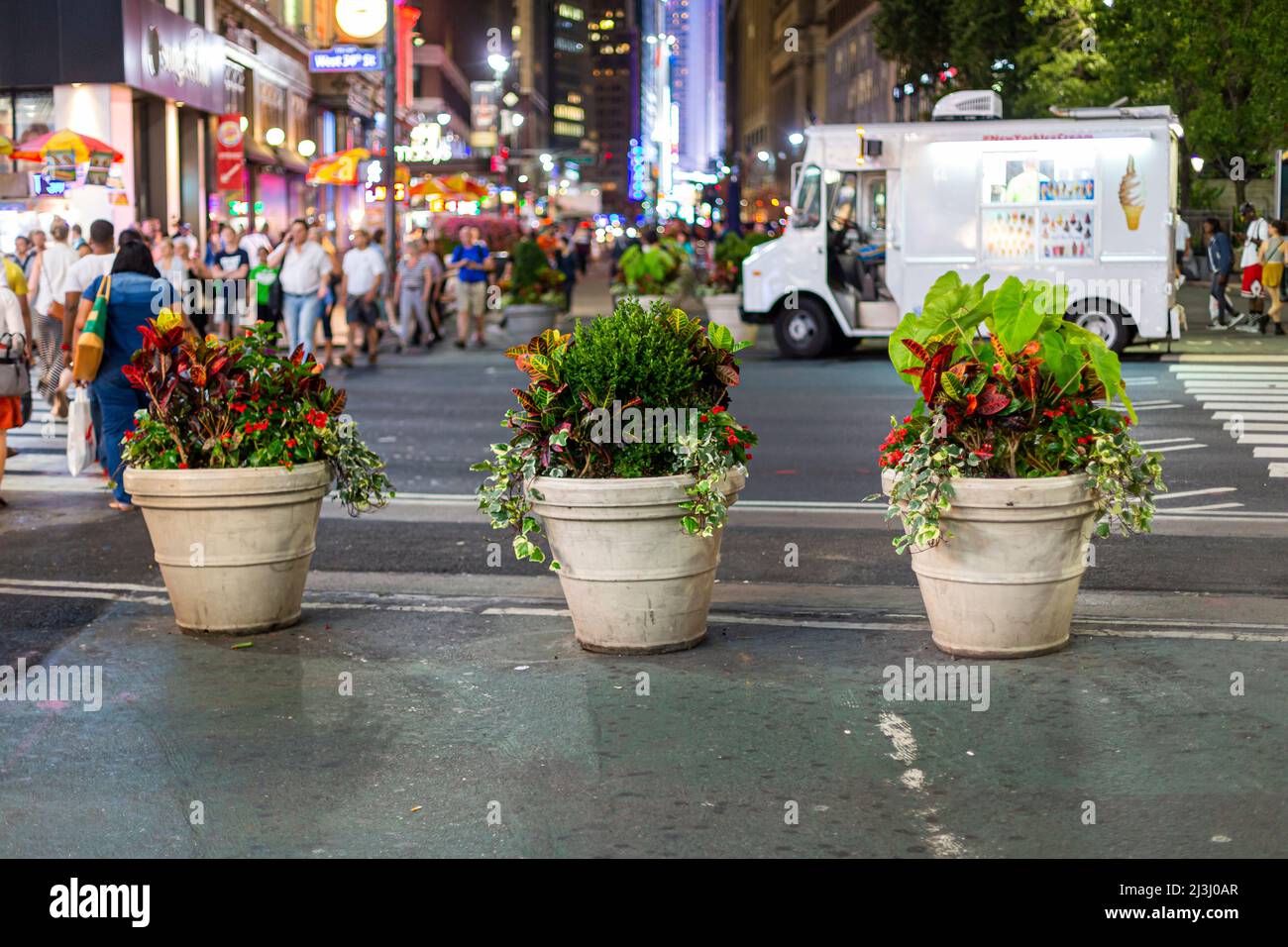 New york city subway scene hi-res stock photography and images - Alamy