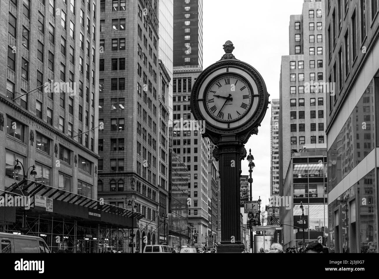 New york city clock Black and White Stock Photos & Images - Alamy