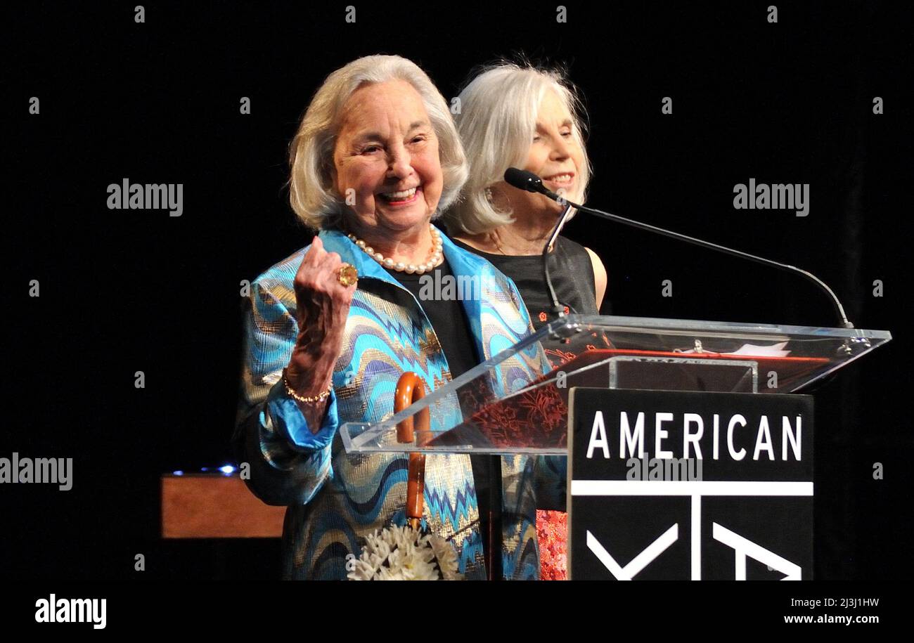 New York, USA. 07th Apr, 2022. Joyce Cowin (L) speaks to the attendees ...